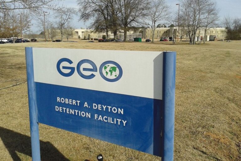 GEO Employees at Deyton Facility Bargain Pay Raises for All Workers ...