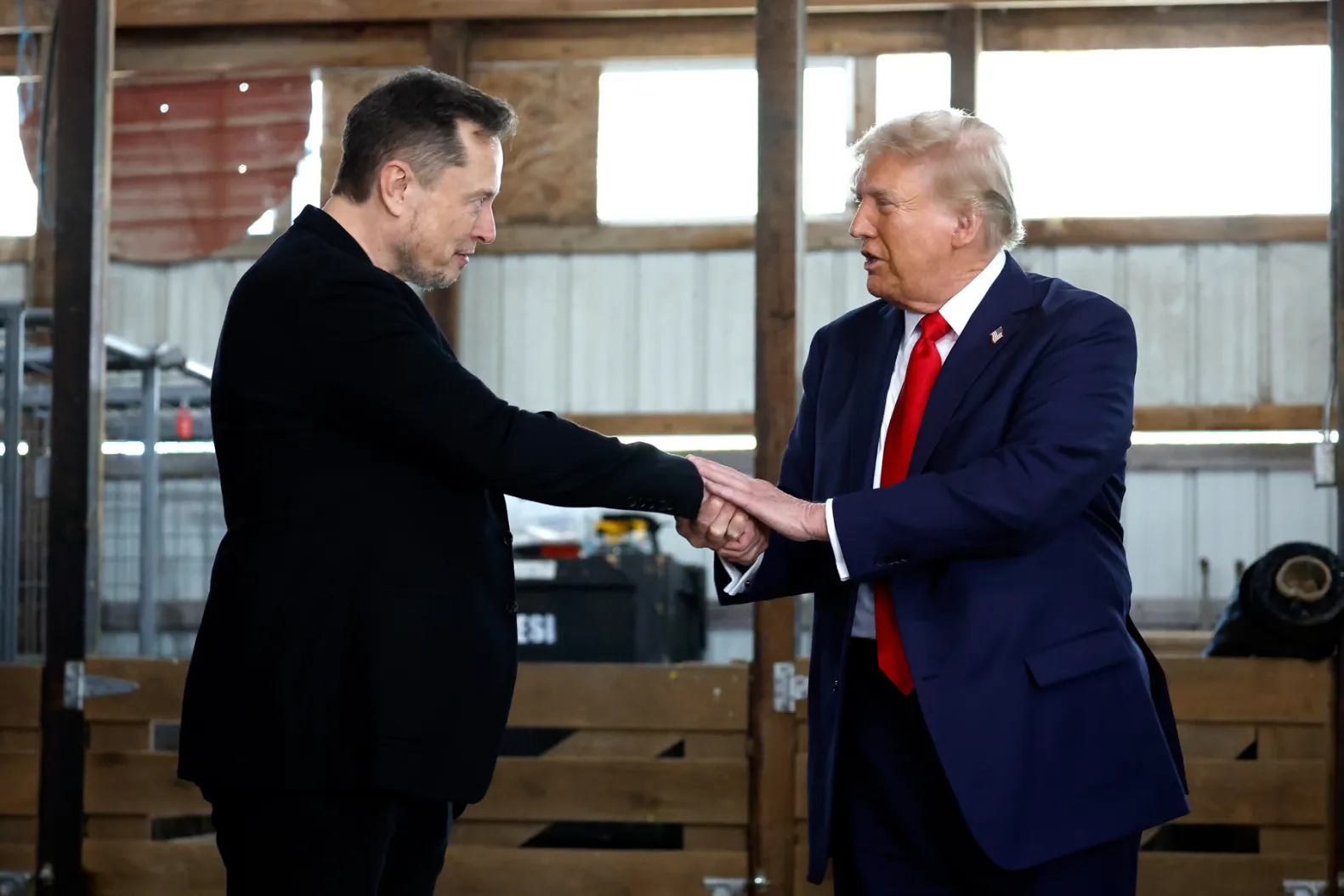 NFFE Tells Feds: Don’t Fall for the Trump-Musk Quitting Scam | National Federation of Federal ...